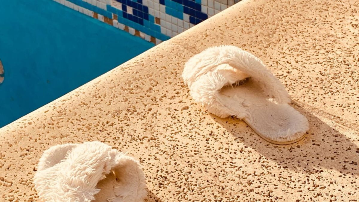 5+ Ideas For Your Pool Deck Resurfacing Project - Swimmer Living