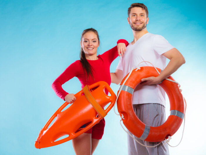 5 Steps to Becoming a Certified Pool Lifeguard - Swimmer Living