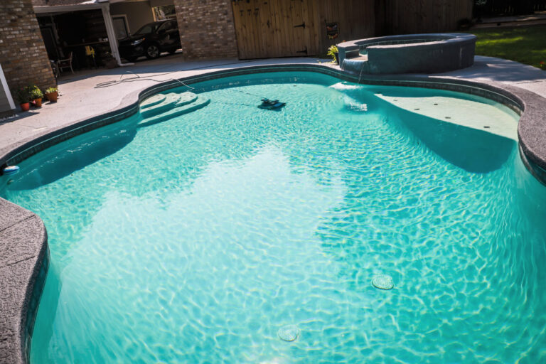 Key Differences: Quartz vs Pebble Pool Finish - Swimmer Living