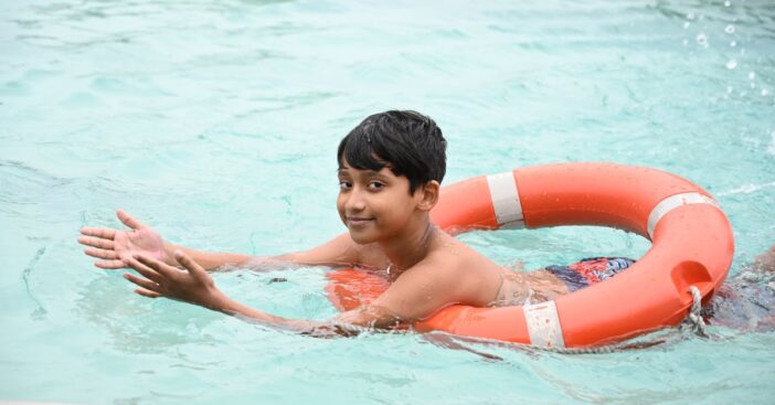 10 Best Pool Flotation Devices for Kids' Safety That Every Parent Should Know - Swimmer Living