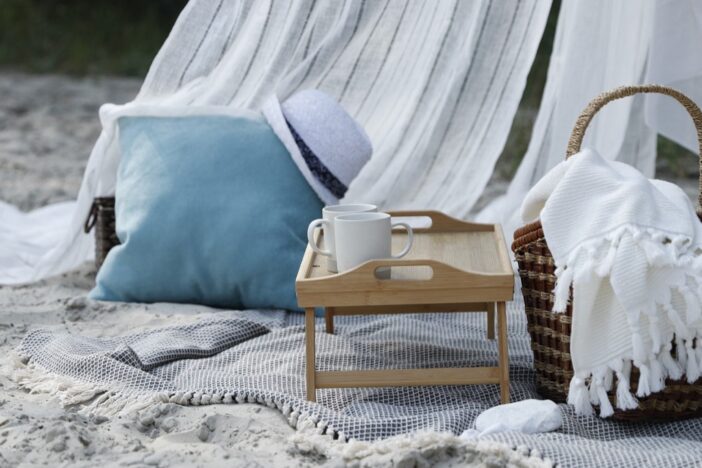 7 Best Waterproof Picnic Blankets for Beach Days That Locals Keep ...